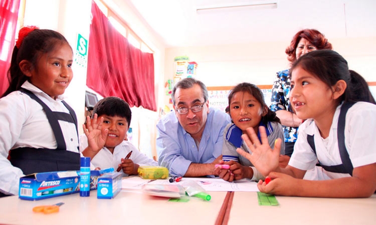“el Perú Debe Mantener Su Obsesión Por Mejorar La Educación” Drelm